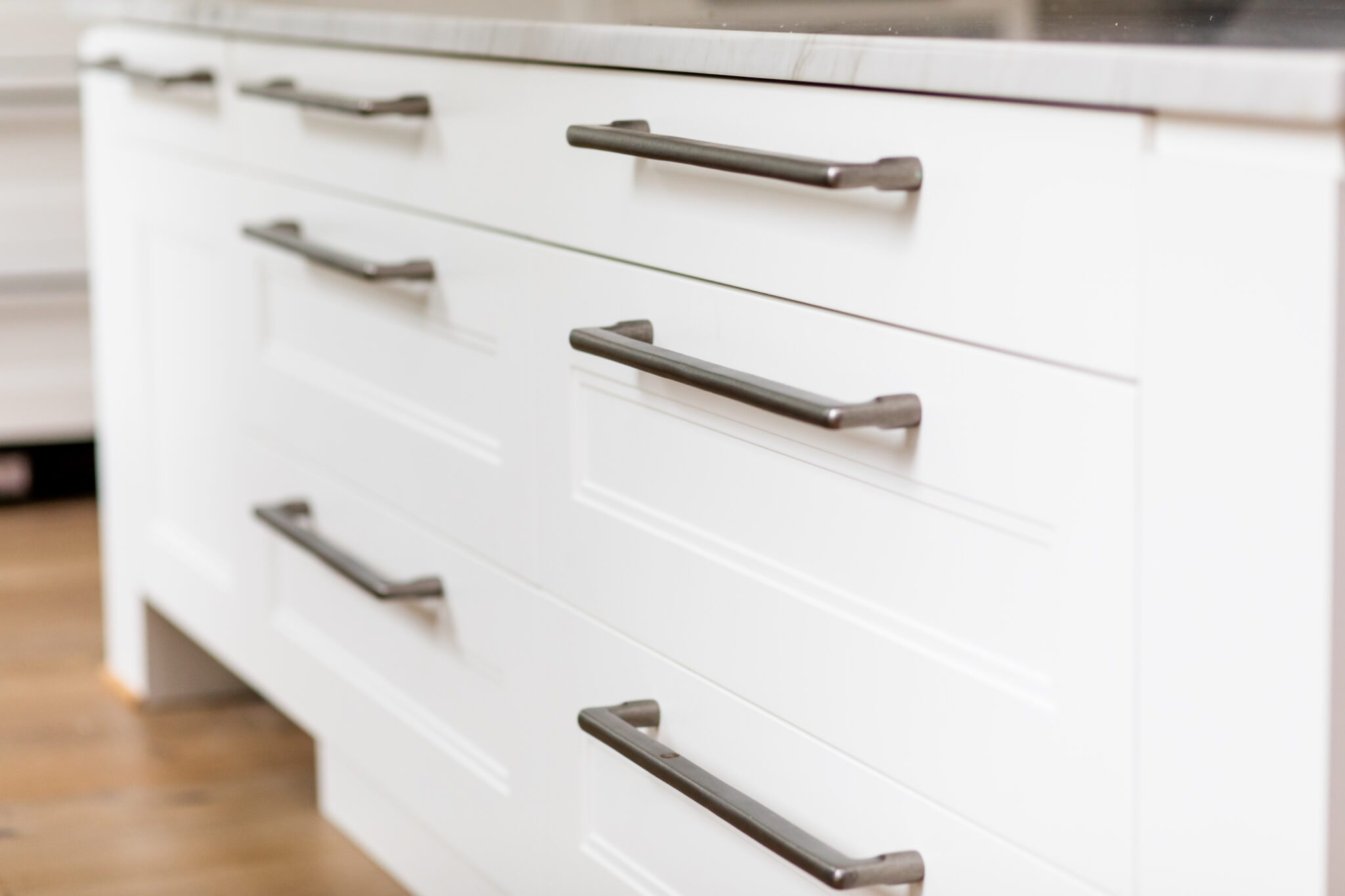 Home Tour: Modern Farmhouse Kitchen - Eva Shockey