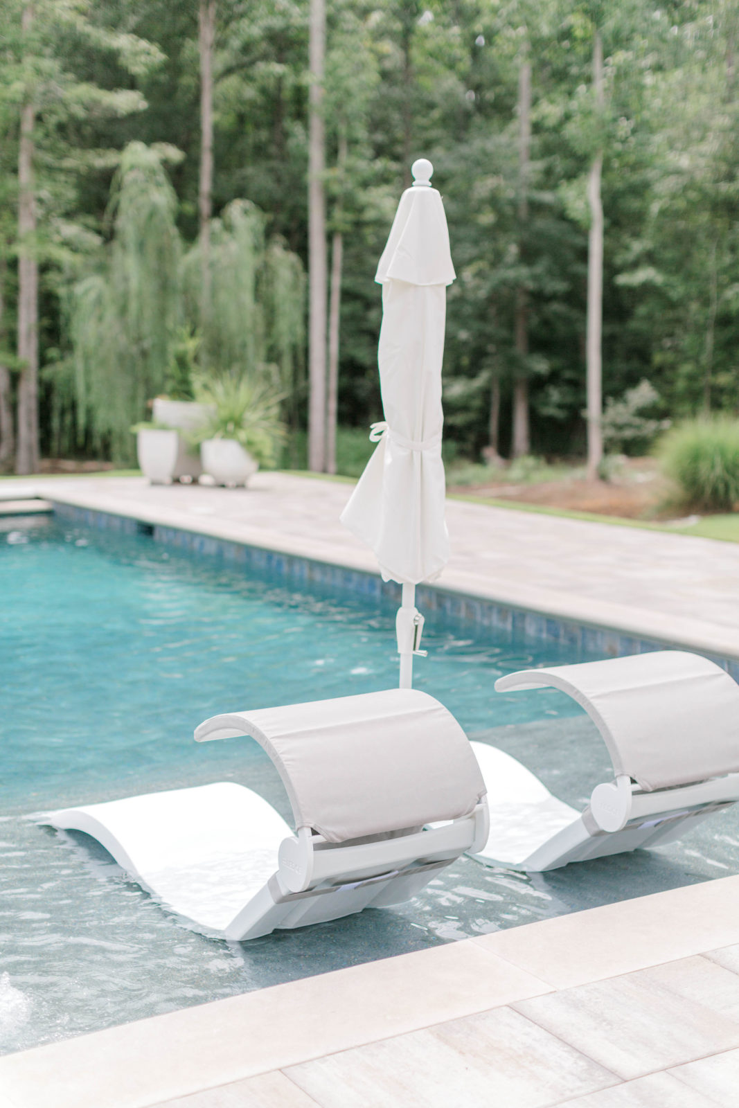 Home Tour: Ledge Lounger - Eva Shockey